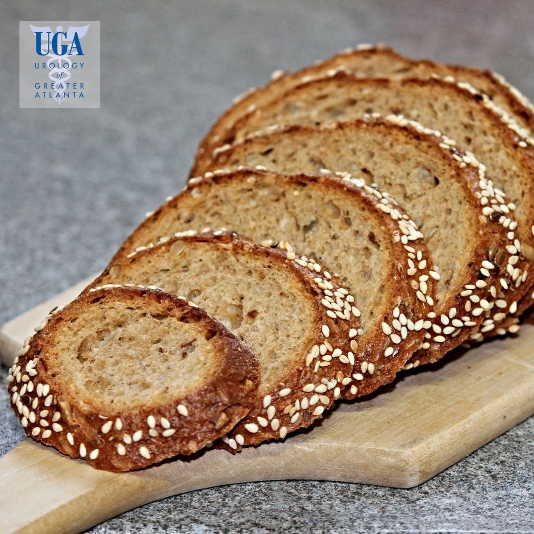 Best 10 Foods for Bladder Health (And 4 to Stay Away From!)